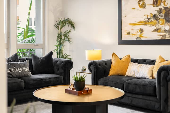 Resort-style 2br • Luxury Stay‌ Next Spectrum - Costa Mesa, CA