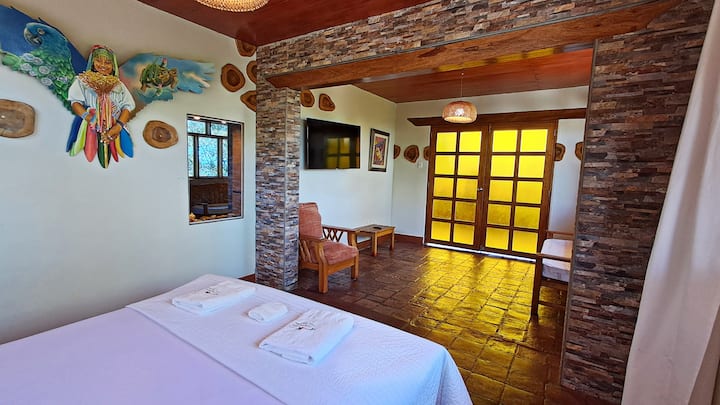 El Nido Del Colibrí - Lamas