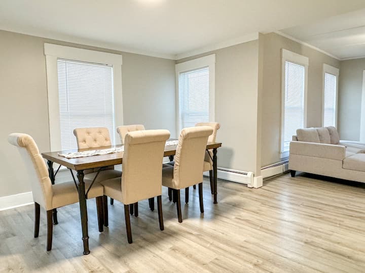 Mins To Manchester/concord-in Unit Laundry- Q Beds - Concord, NH