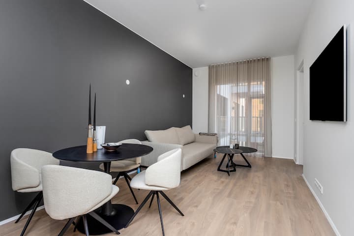 Luxury Design Apt In Reykjavík – King & Sofa Bed - Reykjavik