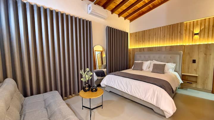 904 Hermoso Apartamento En El Poblado, Medellín - Colombia