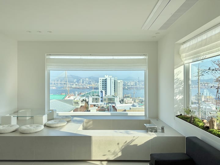 #오픈특가2개월 #영도 #부산항대교 #야경 #흰여울마을 #자쿠지 - South Korea