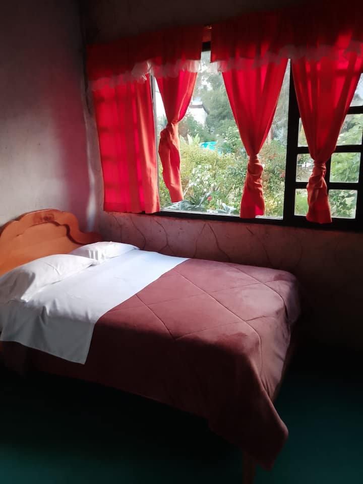 Descansa En La Montaña, Tranquilidad, Y Naturaleza - Banos