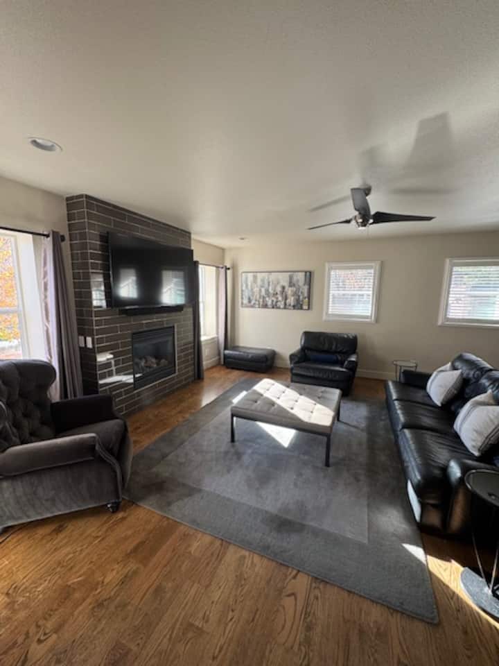 Room For Everyone — Comfort In The Heart Of Denver - Denver, CO