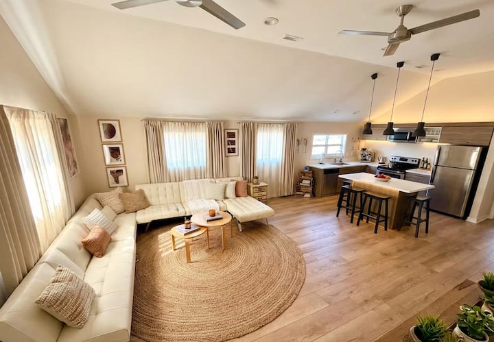 Palms Lux Condo On Center St In Folly Beach - Folly Beach, SC