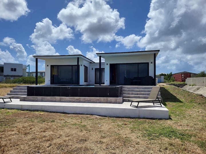 "Kas Di Solo"  - - Curaçao