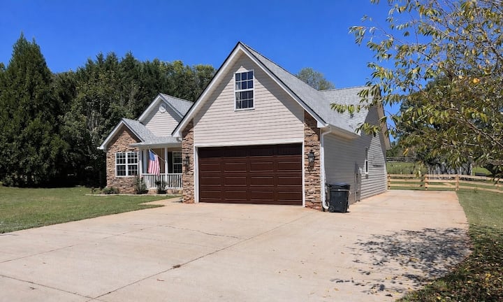 The Haven At 23-a Peaceful Escape In Blue Ridge. - Greer, SC