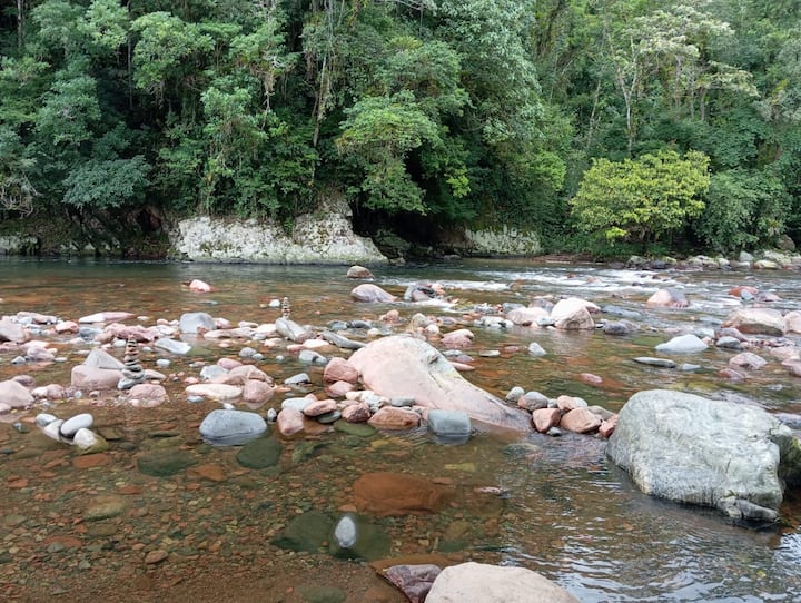 Alugo Casa No Quiriri - Joinville, Brazil