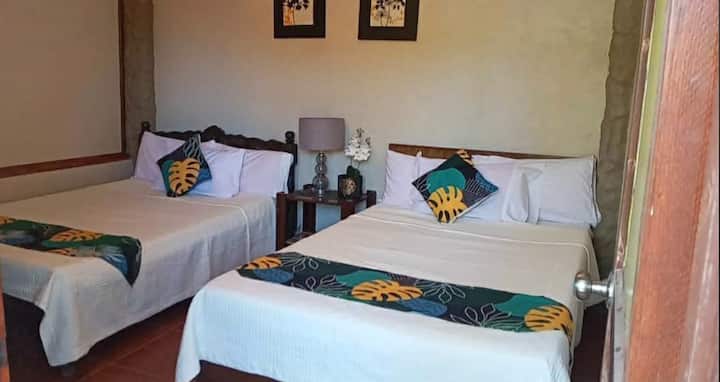 Miggy’s Room 8 With Private Toilet - Kalibo