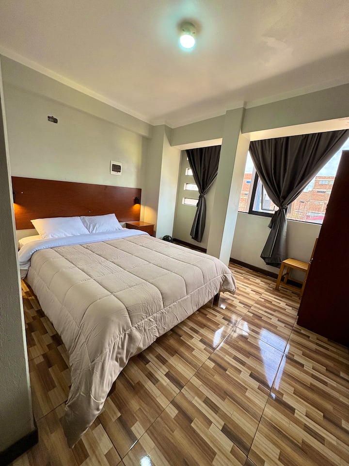 Habitación Confort | Vista A Calle | Céntrico - Juliaca