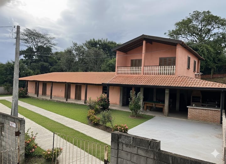 Privacidade, Conforto E Vista Deslumbrante - Holambra