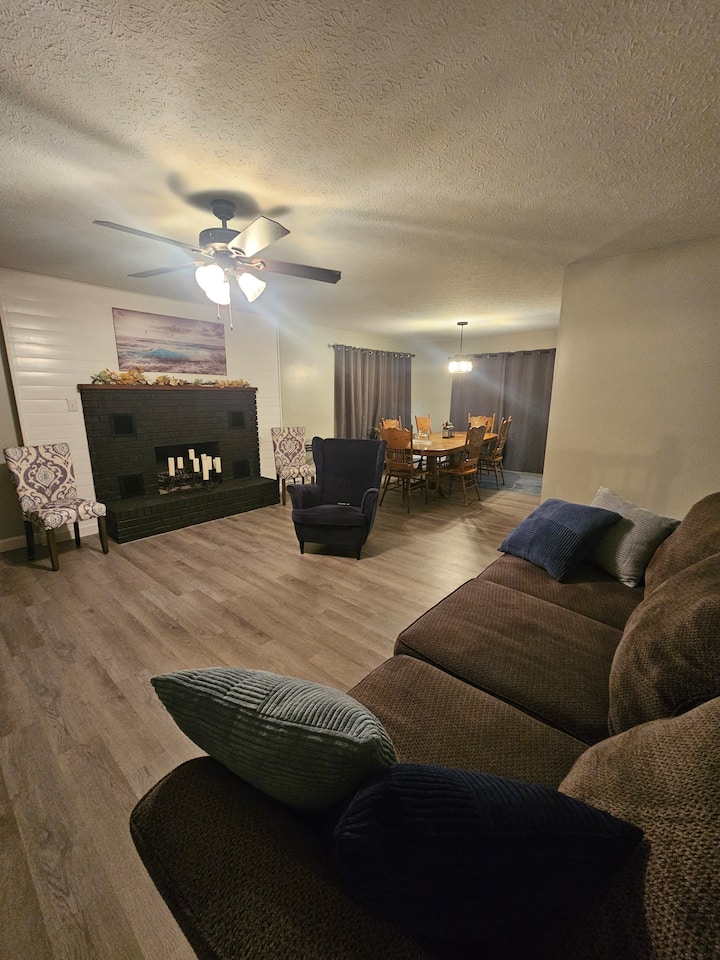 Home Sweet Home
In St Robert /Fort Leonard Wood - Waynesville, MO