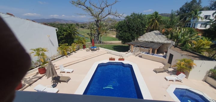 Casa Del Lago - Zihuatanejo