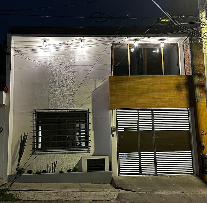 Casa Homero 23 Excelente Ubicación Lista Para Ti - 모렐리아