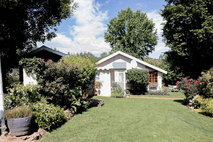 Welcome To Thyme Out, A Charming Country Cottage - Himeville