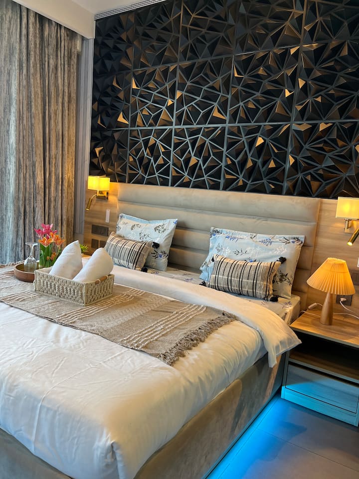 Supernova Spira Luxury Studio - Noida