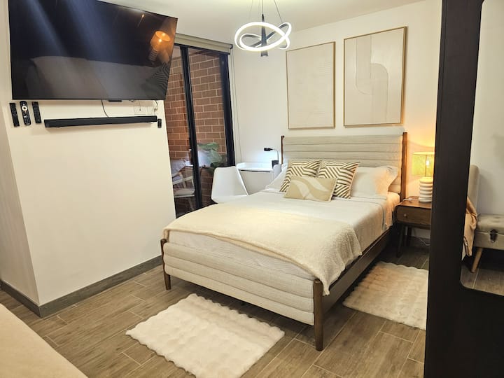 Urban Cozy Suite /Work/secure/wifi/pool/parking - Guatemala City