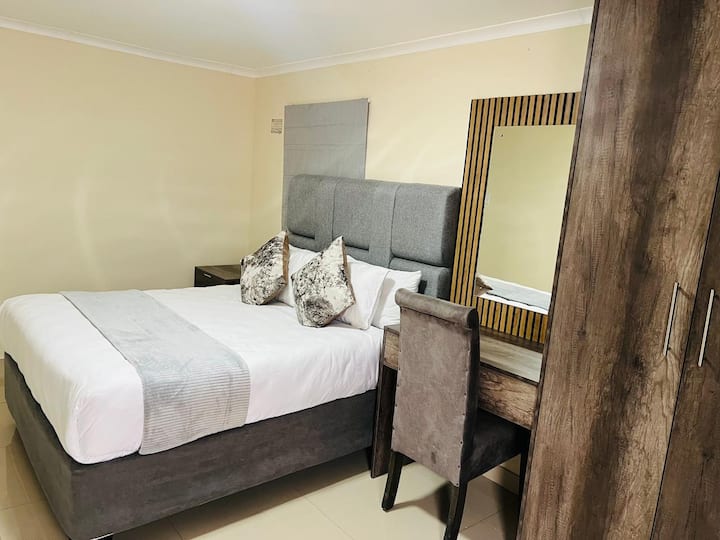 Flamingo B And B (Grey) - Mthatha