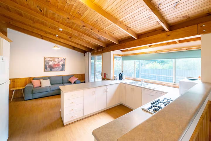 Awonga 3 Bedroom Cottage - Halls Gap