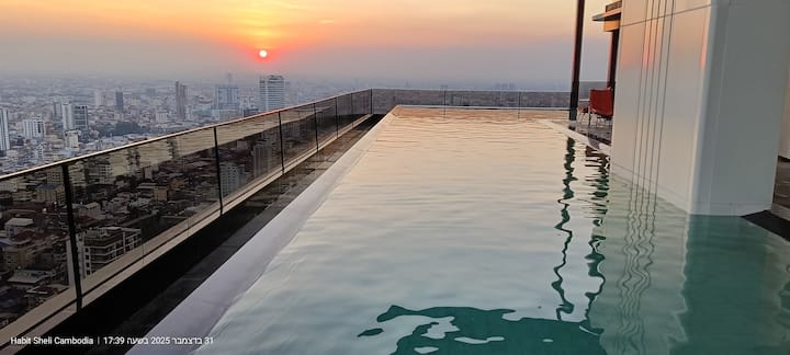 Bkk1 City Skyline 2 B”r - プノンペン