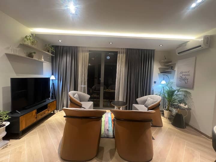 Bkk1 City Skyline 2 B”r - Phnom Penh