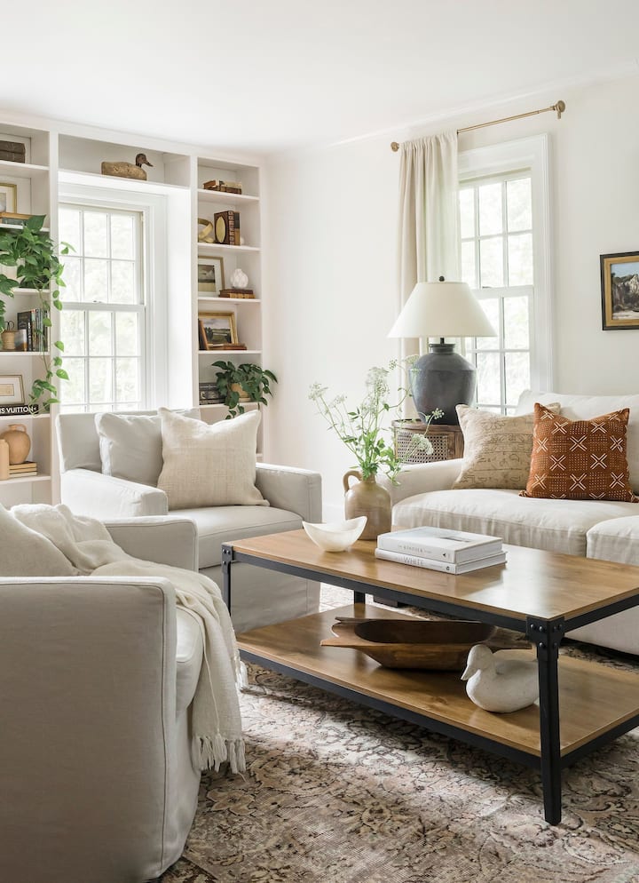 Entire Detached House, 3+1 Bedrooms - Ontario