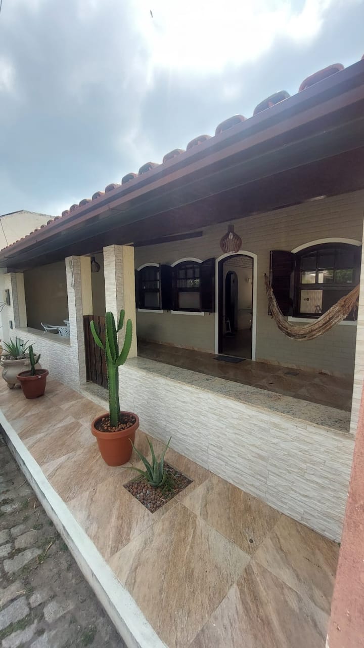 Casa Em Condomínio Perto Da Praia - Cabo Frio