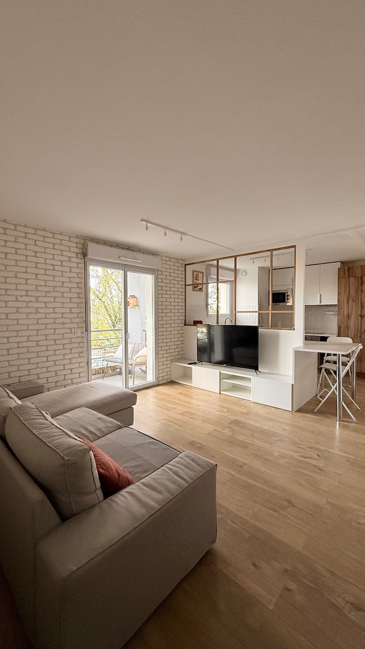 T3 Lumineux, Aux Portes De Bordeaux, Proche Tram - Bègles