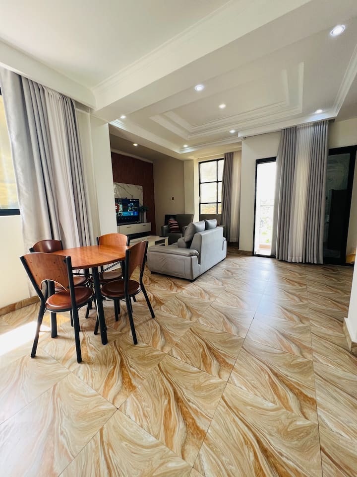 Spacious Apt With Panoramic Views In Kiyovu - Kigali