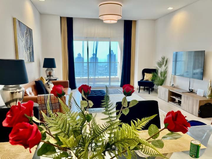 Full Sea View Stunning One Bedroom - Doha