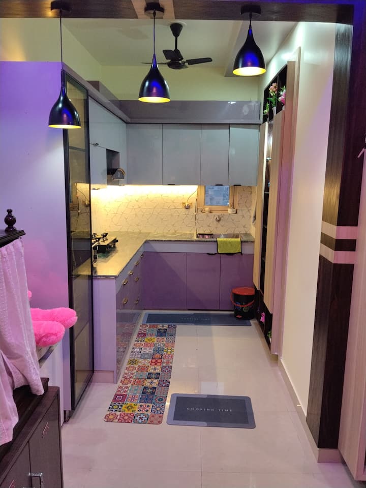 Smart Home 2bhk Clean And Fresh Complete Kitchen - Karnal
