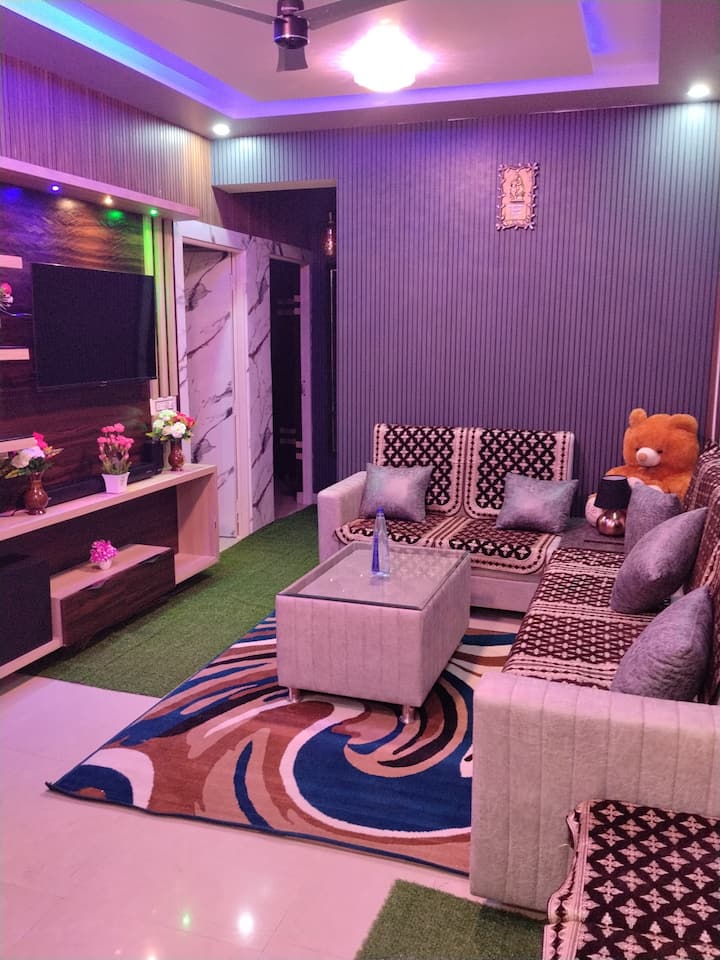 Smart Home 2bhk Clean And Fresh Complete Kitchen - Karnal