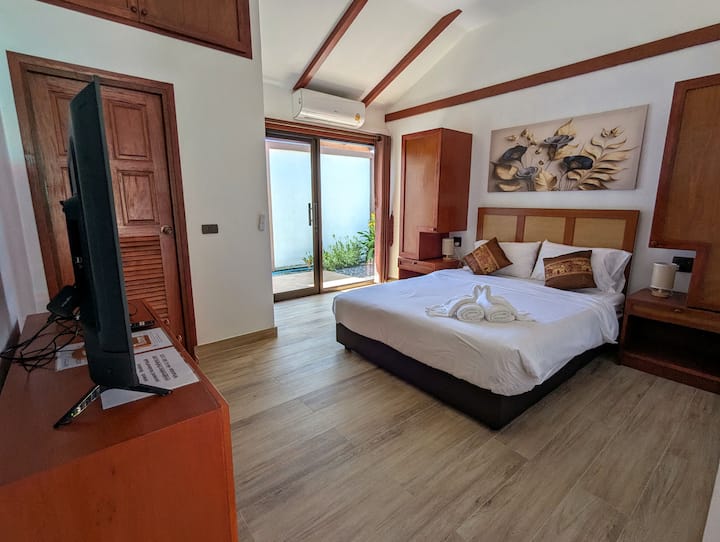 Poolview Apartment A3 | Phuket Palai Hideaway - Phuket