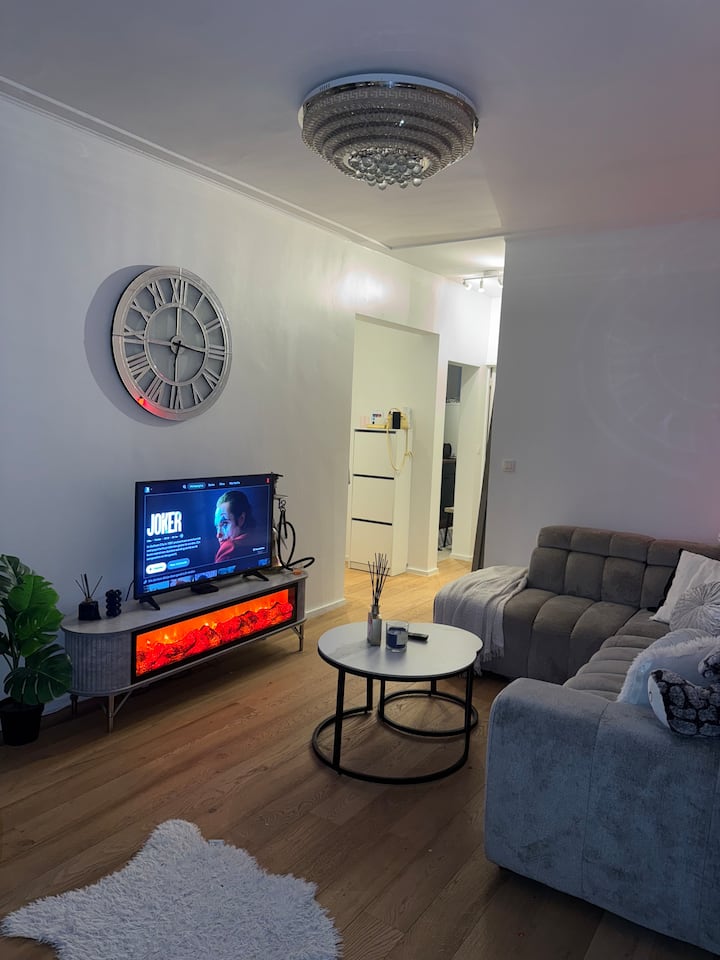 The Antwerp Pearl - Anvers