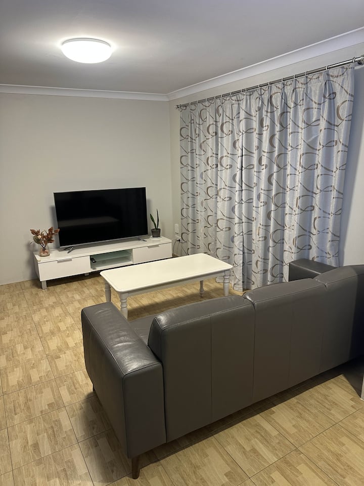 Simple House On Quite Street - Gosnells