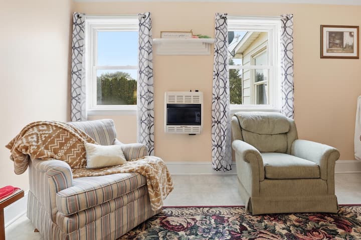 Trackside Vacation Home - 9 Min. To Sight & Sound! - Strasburg, PA