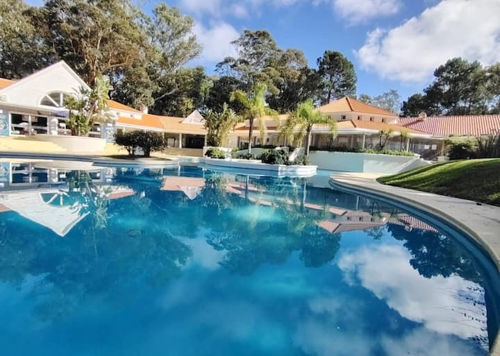 Lujoso Apart En Solanas. Planta Baja Vista Al Lago - Uruguay