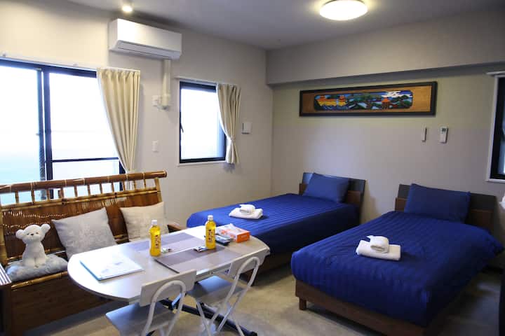 401号室/那覇の中心地壺屋に新しい宿泊施設がオープン！国際通りの魅力を満喫できる最高のロケーション - Naha