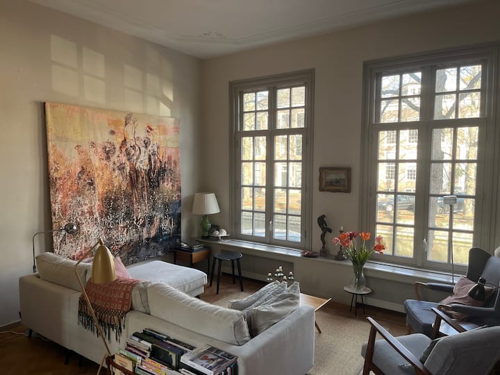 Romantisch Grachtenpand In Centrum. - The Hague