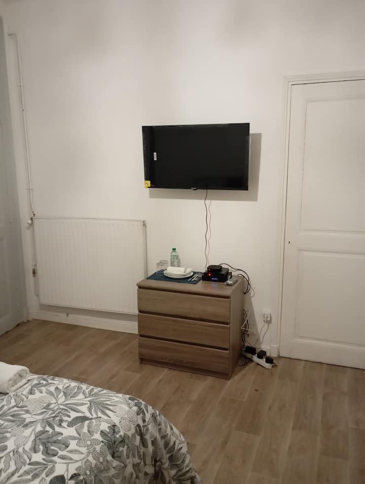 Chambre à Proximité De Toutes Commodités - Grenoble