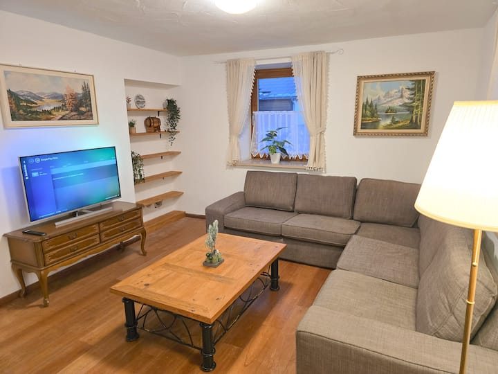 Spacious Gallery Garden Apartment - 6p - Ehrwald