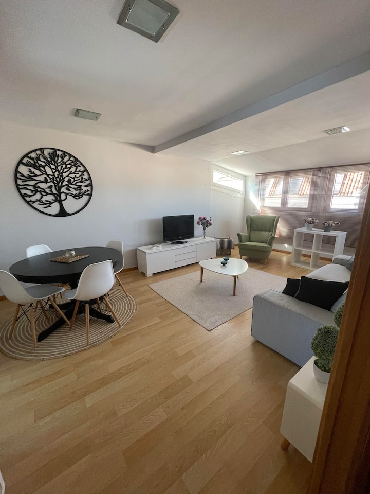 Exclusivo Piso En El Centro De Pontevedra - Pontevedra