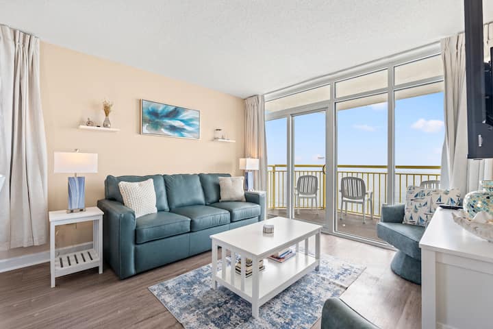 Oceanfront End Unit With Sunrise & Sunset Views - North Myrtle Beach, SC
