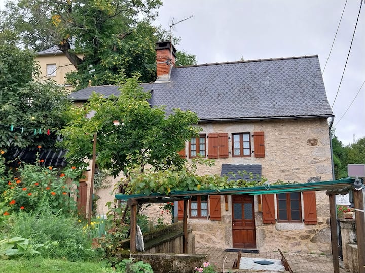 Gîte "L'oustalet" - Conques
