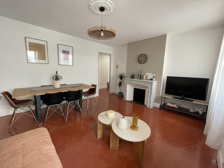 Charmant Appartement Haussemannien - Toulon