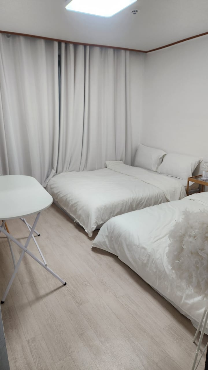 화서 수원 스타필드 행궁동 인근 가장 저렴해요:) 아늑하고 조용한 여행자 숙소. 난방가동중 - 화산동