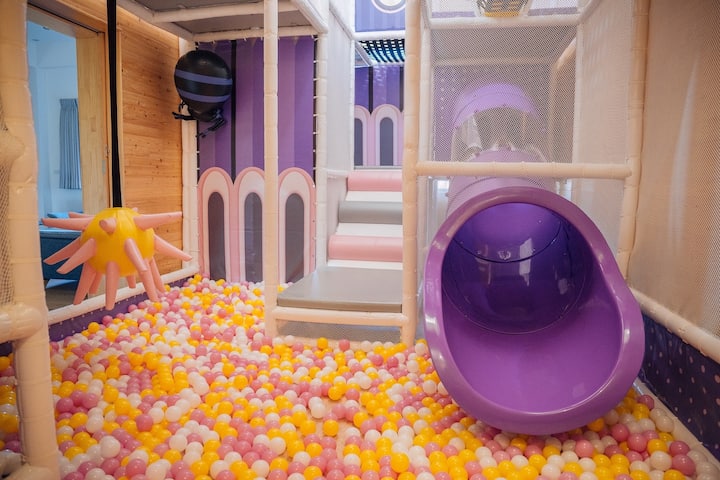 8人包棟親子包棟，獨立超強兩樓高遊戲室。 - Wulai District