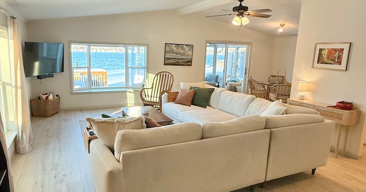 Cranberry Cottage - 3br Lakefront Retreat - Fremont, IN