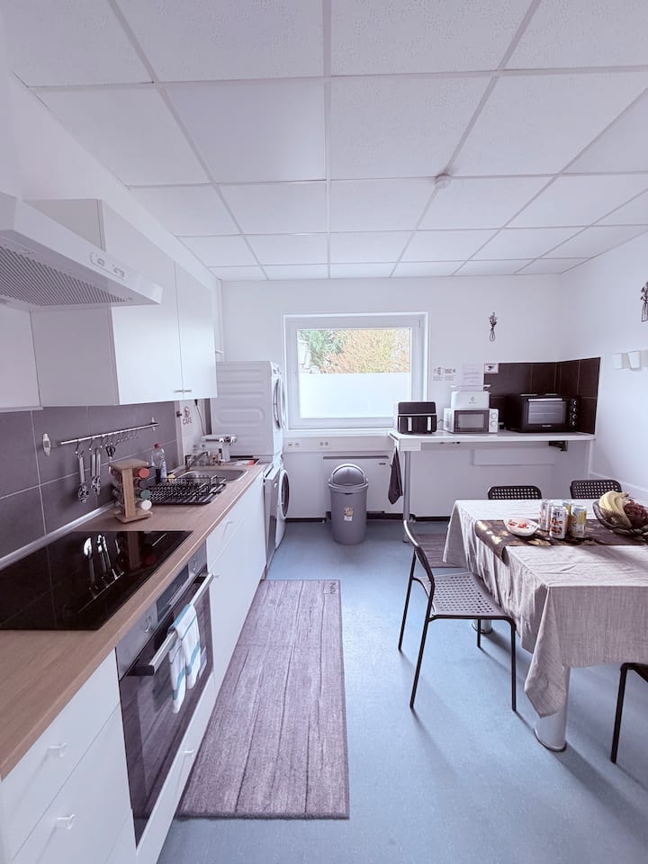 Gv Home Für Monteure Und Gruppen Von 4–18 Personen - Mannheim