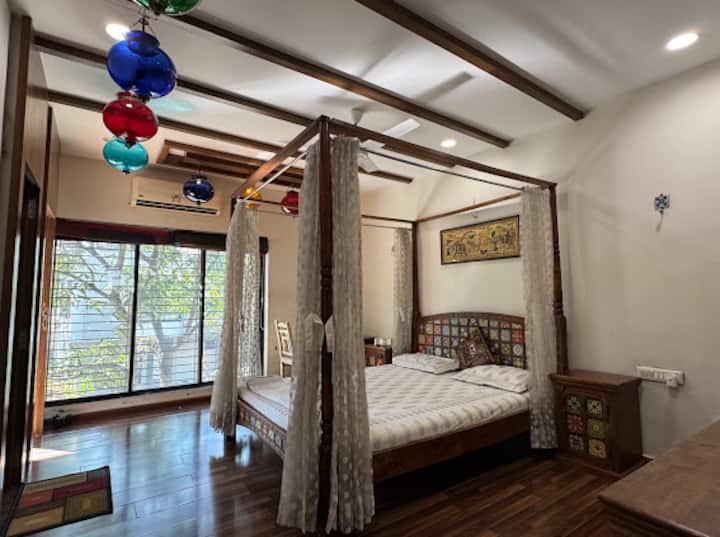 Escape Home-458 - Bardoli